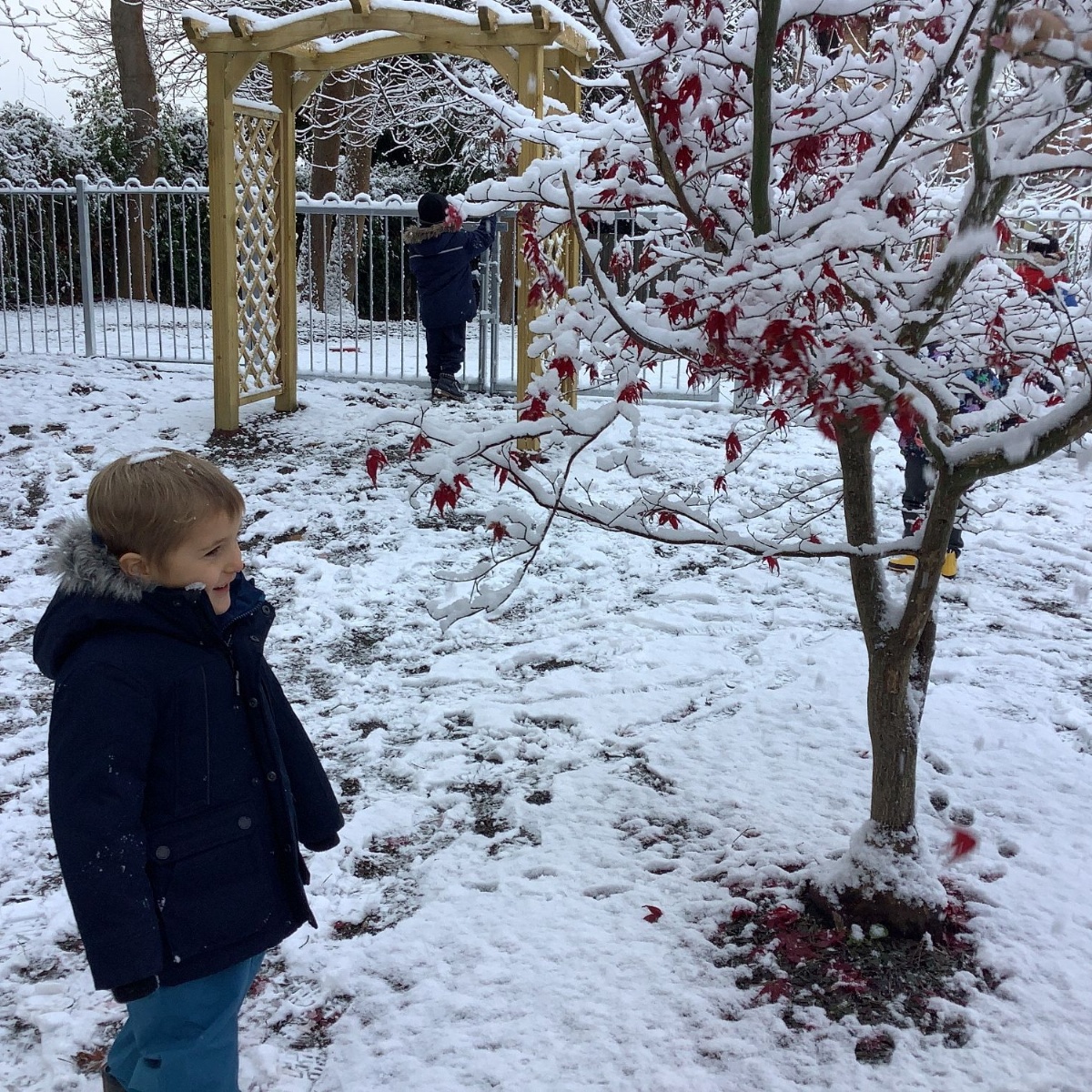 Riverside School - Fun in the Snow!